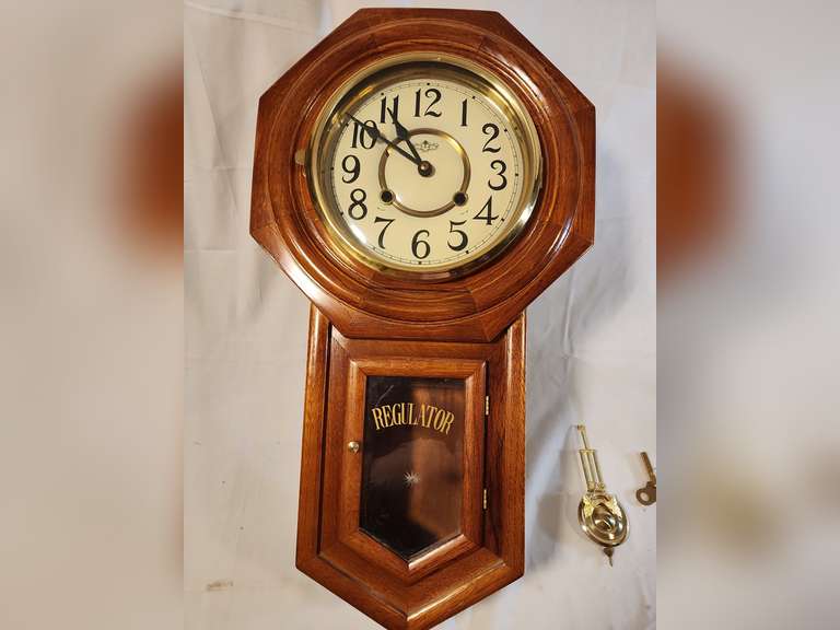 Regulator D&A Wood Wind Up Clock. Was working when removed from wall ...