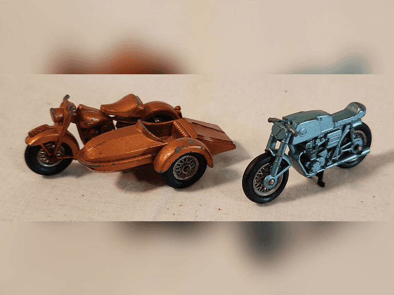 Matchbox Motorcycle lot of 2 - Northern Kentucky Auction, LLC