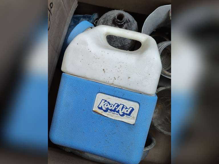 Boxes of various items-Kool-Aid cooler, glassware and metal ware ...