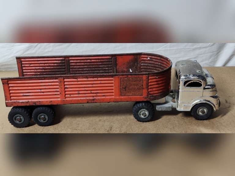 Structo semi tractor and trailer - Northern Kentucky Auction, LLC