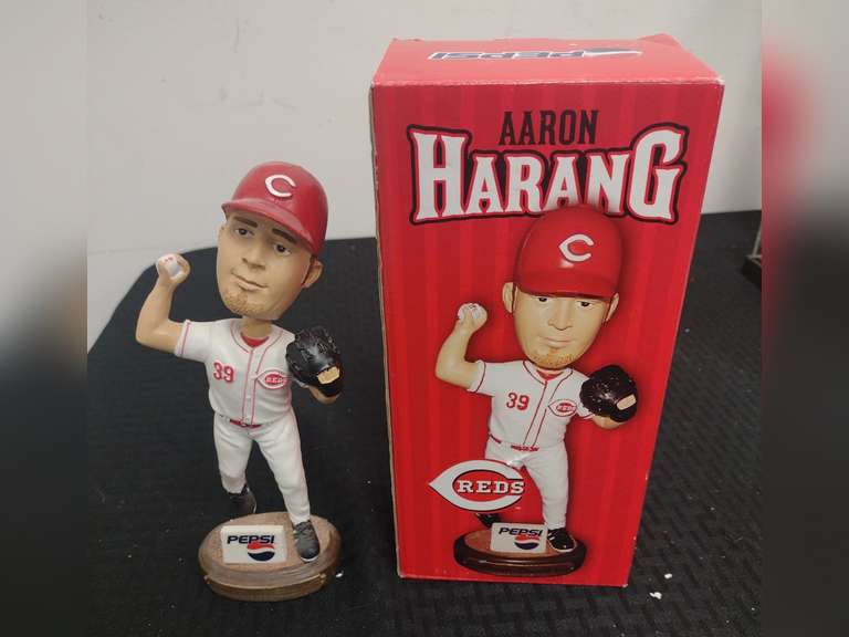 Aaron Harang bobblehead - Northern Kentucky Auction, LLC