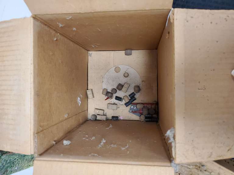Possible Marx cardboard buildings - Northern Kentucky Auction, LLC