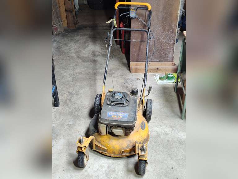 Cub Cadet push mower with Kawasaki engine-6 speed rear wheel drive ...