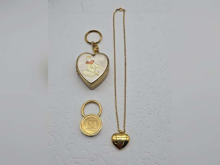 Musical heart key chain from The San Francisco Music Box Company, Gold ...