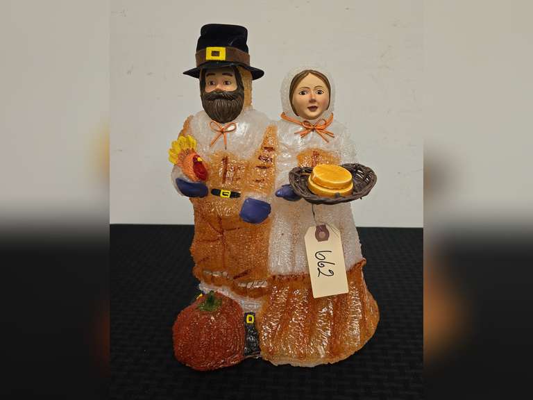 Vintage Thanksgiving Light Up Pilgrim Couple Iced Blow Mold Table Top ...