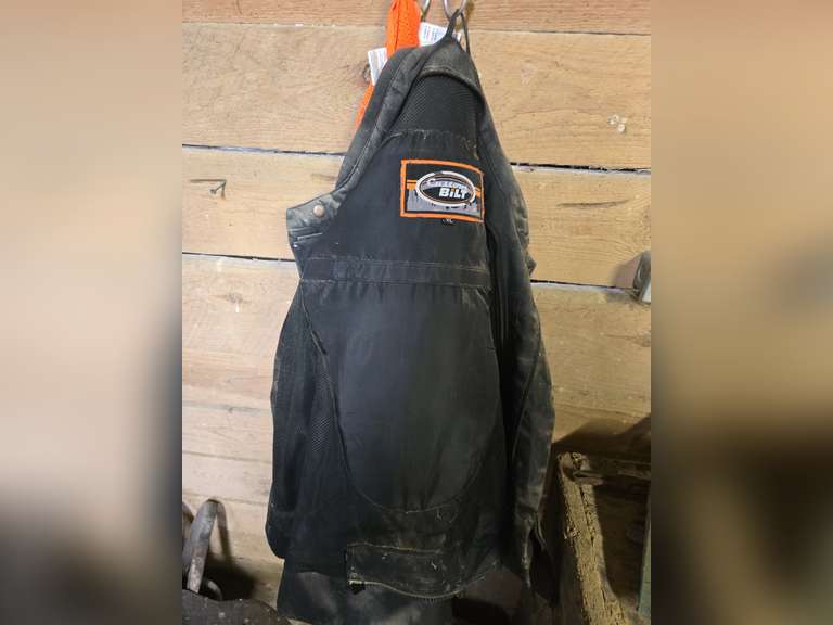 Custom Bilt XL leather jacket, gloves, backpack - Northern Kentucky ...