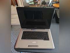 Toshiba laptop, Magnavox VHS/DVD player, Orion VHS player, all came on ...