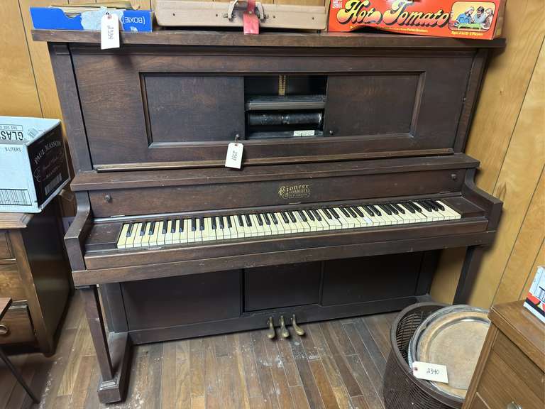 Pioneer Player Piano - EXTREMELY HEAVY, must bring your own help to ...