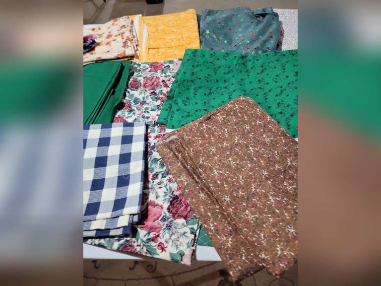 Large lot Of Fabric - Northern Kentucky Auction, LLC