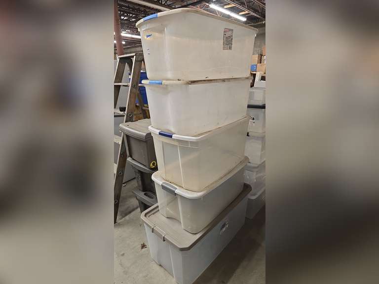 5 Clear totes with lids - Northern Kentucky Auction, LLC