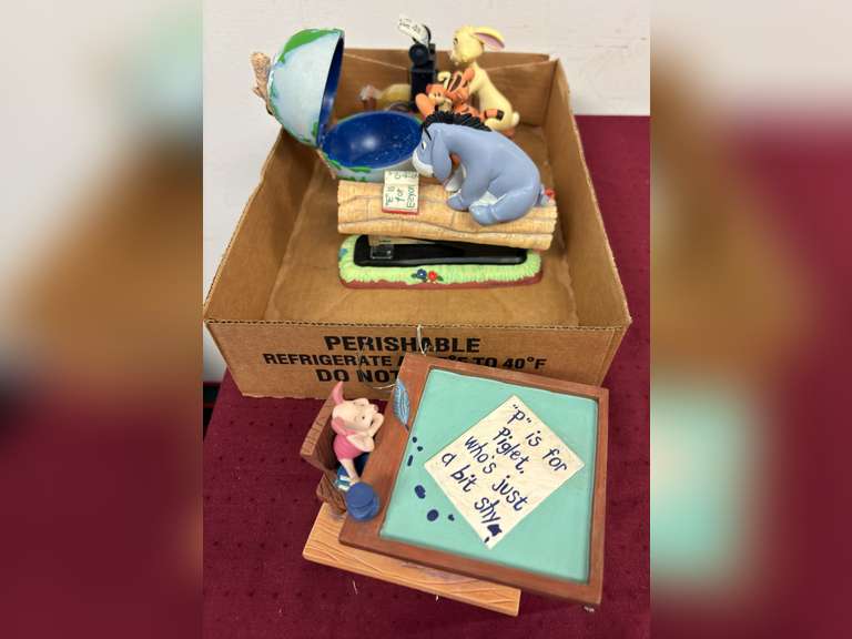 Winnie The Pooh Desk Set -Stapler-Tape Dispenser-Paper Clip Storage ...