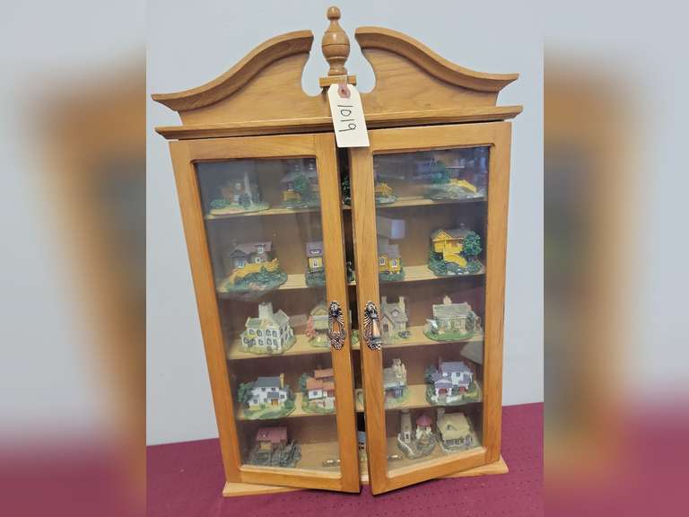 Wall Hanging Display Cabinet and Contents - Northern Kentucky Auction, LLC