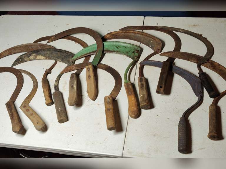 Collection of sythes - Northern Kentucky Auction, LLC
