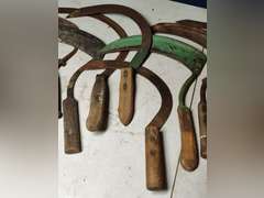 Collection of sythes - Northern Kentucky Auction, LLC