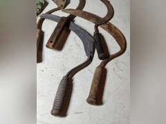 Collection of sythes - Northern Kentucky Auction, LLC