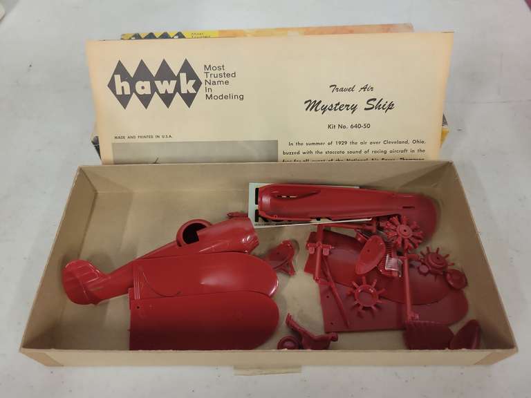 Hawk Travelaire Mystery Ship Model - Northern Kentucky Auction, LLC