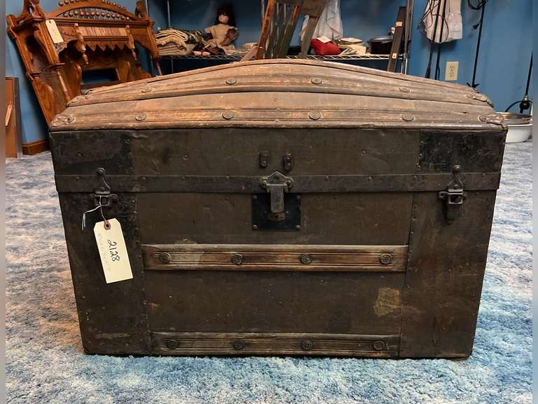 Vintage wooden hump back trunk with tray inside. 30 inches wide by 16 ...