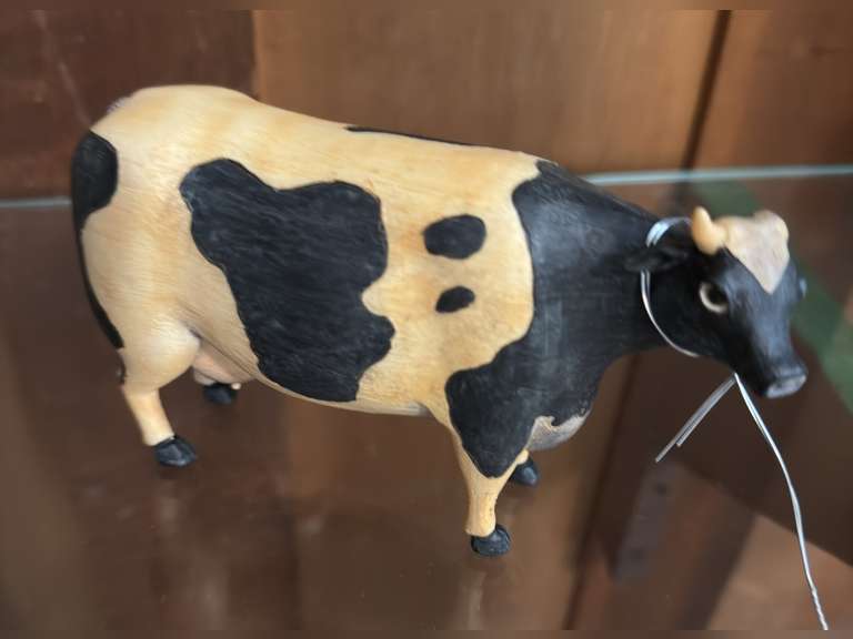 Primitive cow - Northern Kentucky Auction, LLC