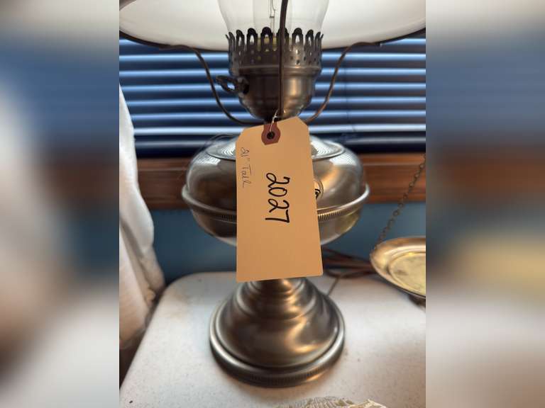 Lamp, 21” Tall - Northern Kentucky Auction, LLC