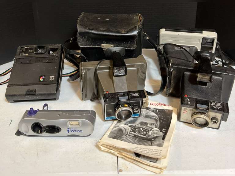 Vintage Kodak cameras. - Northern Kentucky Auction, LLC