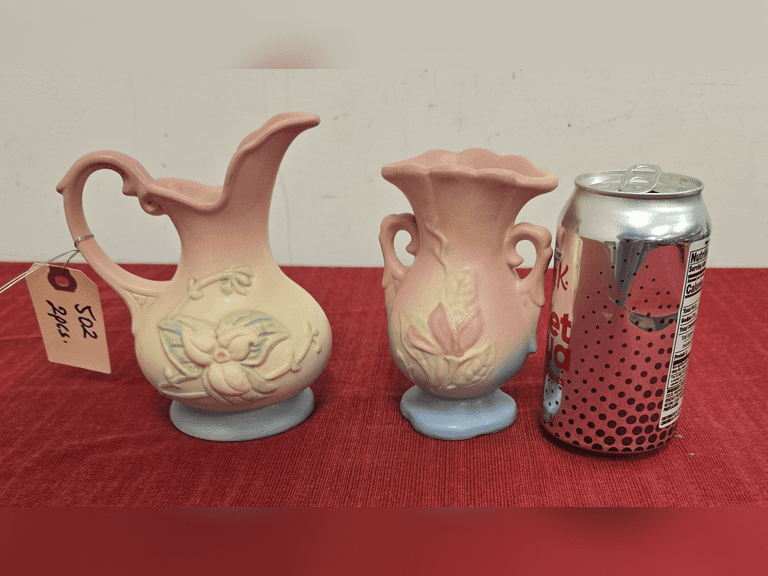 Hull Pottery Wildflower small pitcher, Magnolia vase - Northern ...