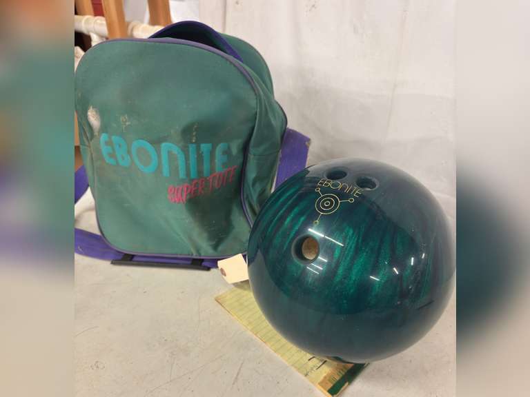 Ebonite Magnum bowing ball- no shipping. - Northern Kentucky Auction, LLC