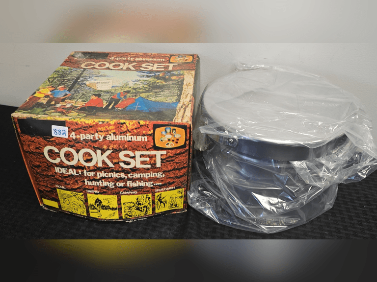 Cook set - Northern Kentucky Auction, LLC