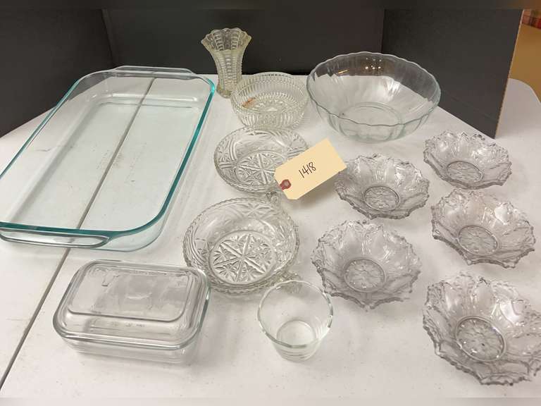 Glass oblong baking dish, flower vase, refrigerator dish and bowls ...