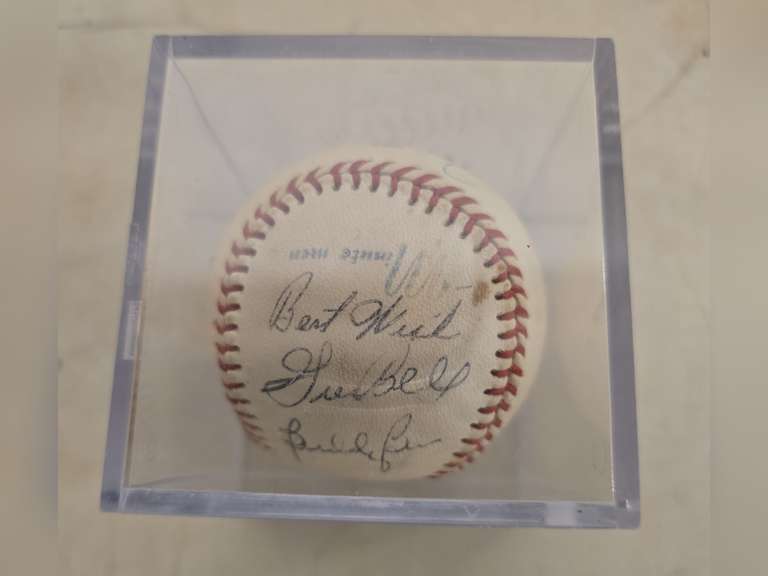 Autographed baseball not authenticated, appears to be Gus Bell, and ...