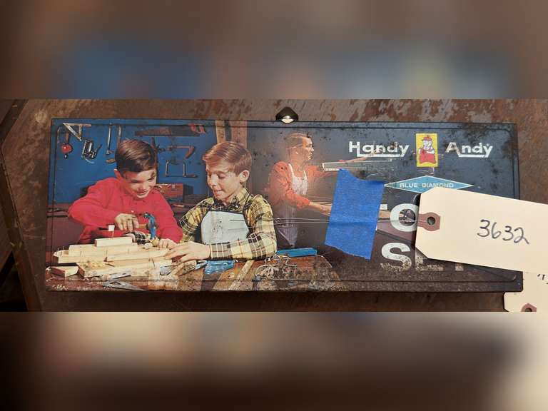 Metal Handy Andy case - Northern Kentucky Auction, LLC