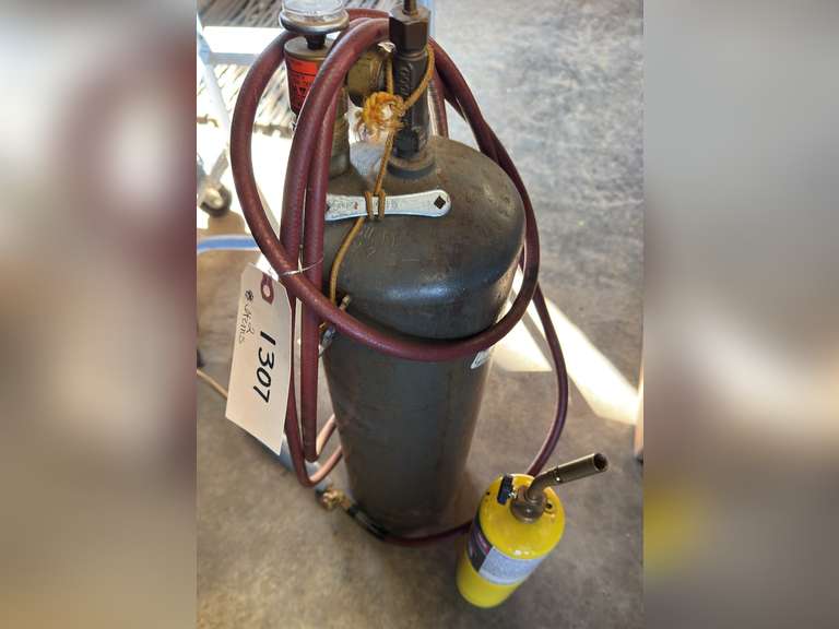 Plumbers Torch tank and wand - Northern Kentucky Auction, LLC