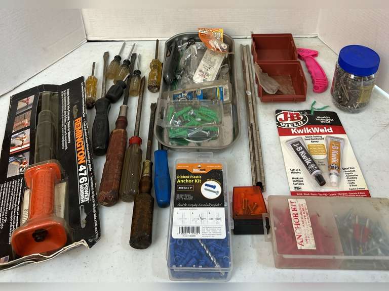 Small hand tools from the garage. - Northern Kentucky Auction, LLC