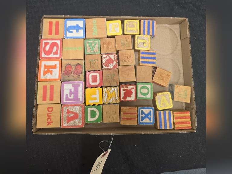 Vintage wood blocks - Northern Kentucky Auction, LLC