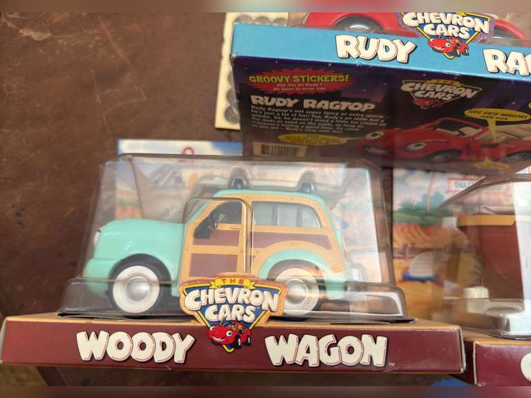 Chevron cars - Northern Kentucky Auction, LLC