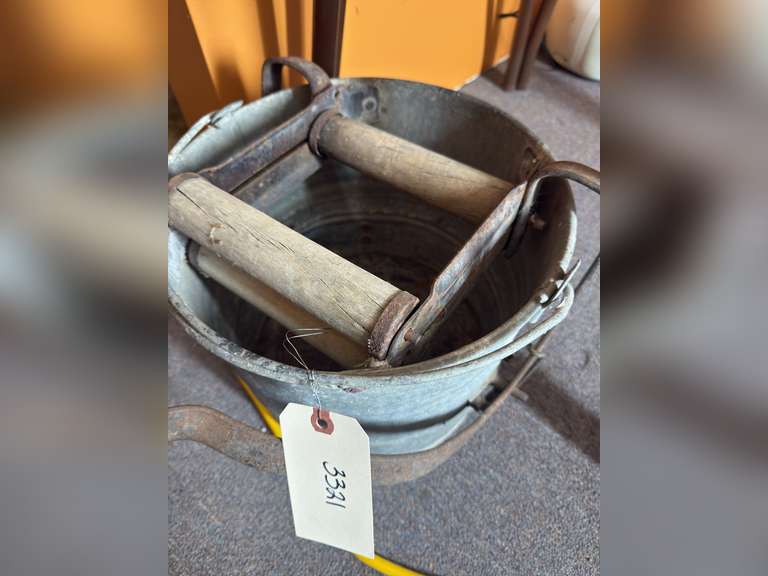 Vintage mop bucket - Northern Kentucky Auction, LLC