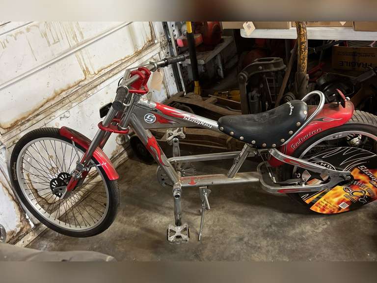Chain Stingray Chopper brand bicycle. - Northern Kentucky Auction, LLC
