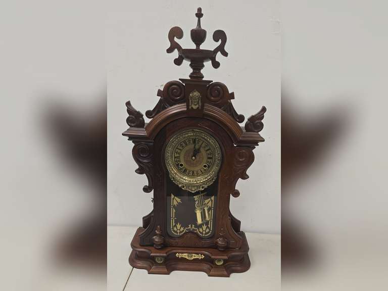 Progress mantle/wall clock, beautiful. Working, with key, strikes on ...