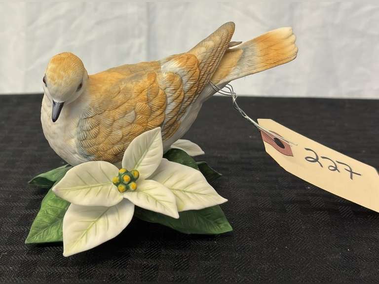 Lenox Turtle Dove - Northern Kentucky Auction, LLC