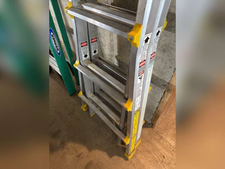 Folding extension ladder - Northern Kentucky Auction, LLC