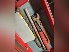 Craftsman toolbox and base, including contents - Northern Kentucky ...