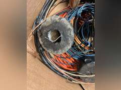 Box of wire. - Northern Kentucky Auction, LLC