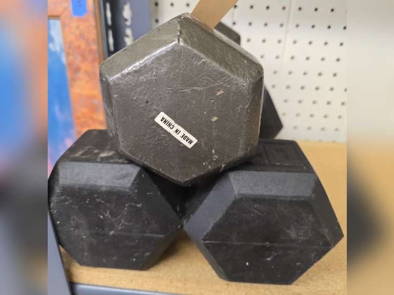 3 Hand weights - Northern Kentucky Auction, LLC
