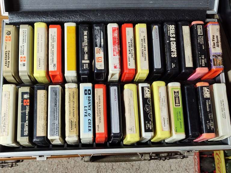 8-Track tapes and cassette tapes - Northern Kentucky Auction, LLC