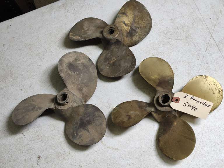 Three small boat propellers - all appear used - Northern Kentucky ...