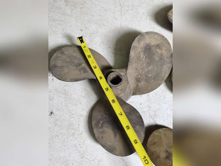 Three small boat propellers - all appear used - Northern Kentucky ...