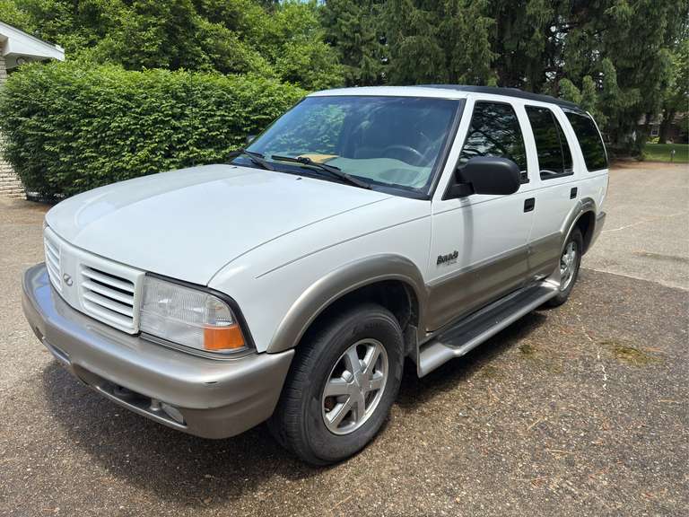 2000 Bravada, 4 Door Wagon. 4.3L AWD. See Car Fax report on the ...