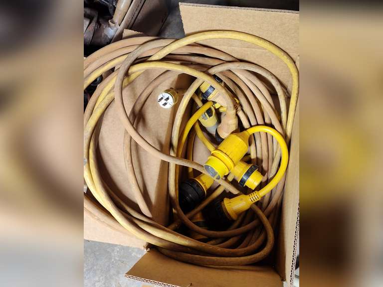 Heavy extension cord and locking extensions - Northern Kentucky Auction ...