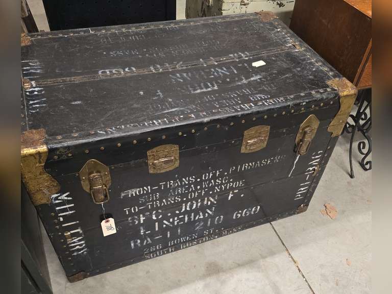 Antique military foot locker,, approximately 21x36x22 - Northern ...