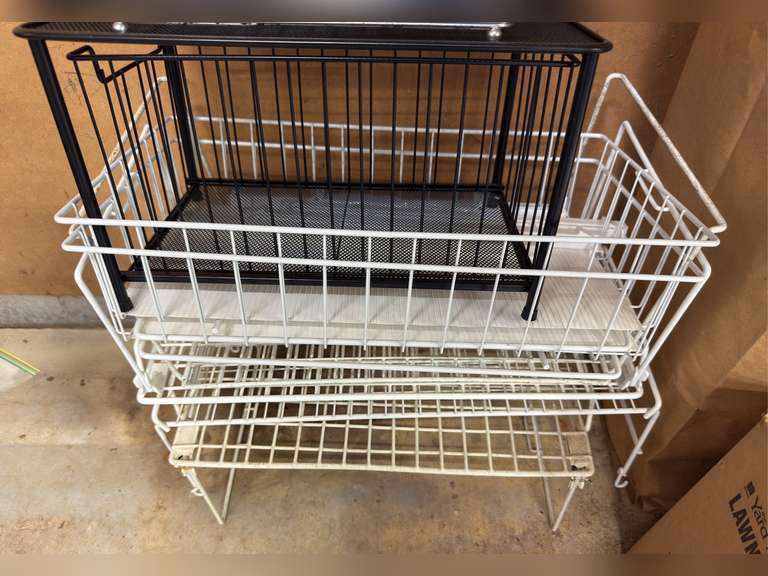 Wire racks - Northern Kentucky Auction, LLC