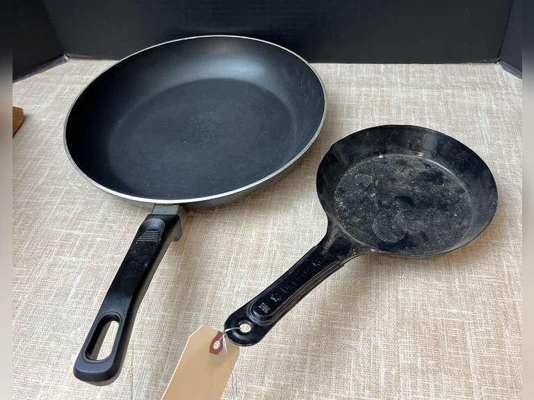 7 and 12 inch Skillets - Northern Kentucky Auction, LLC